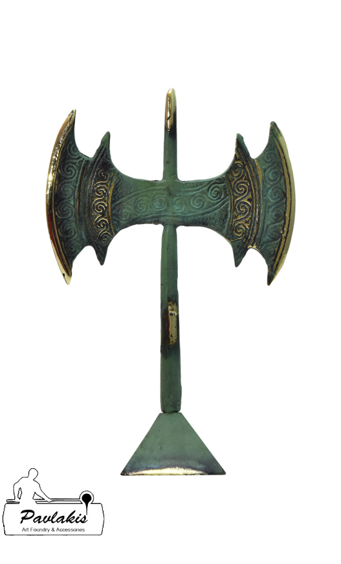 Statue Double Axe